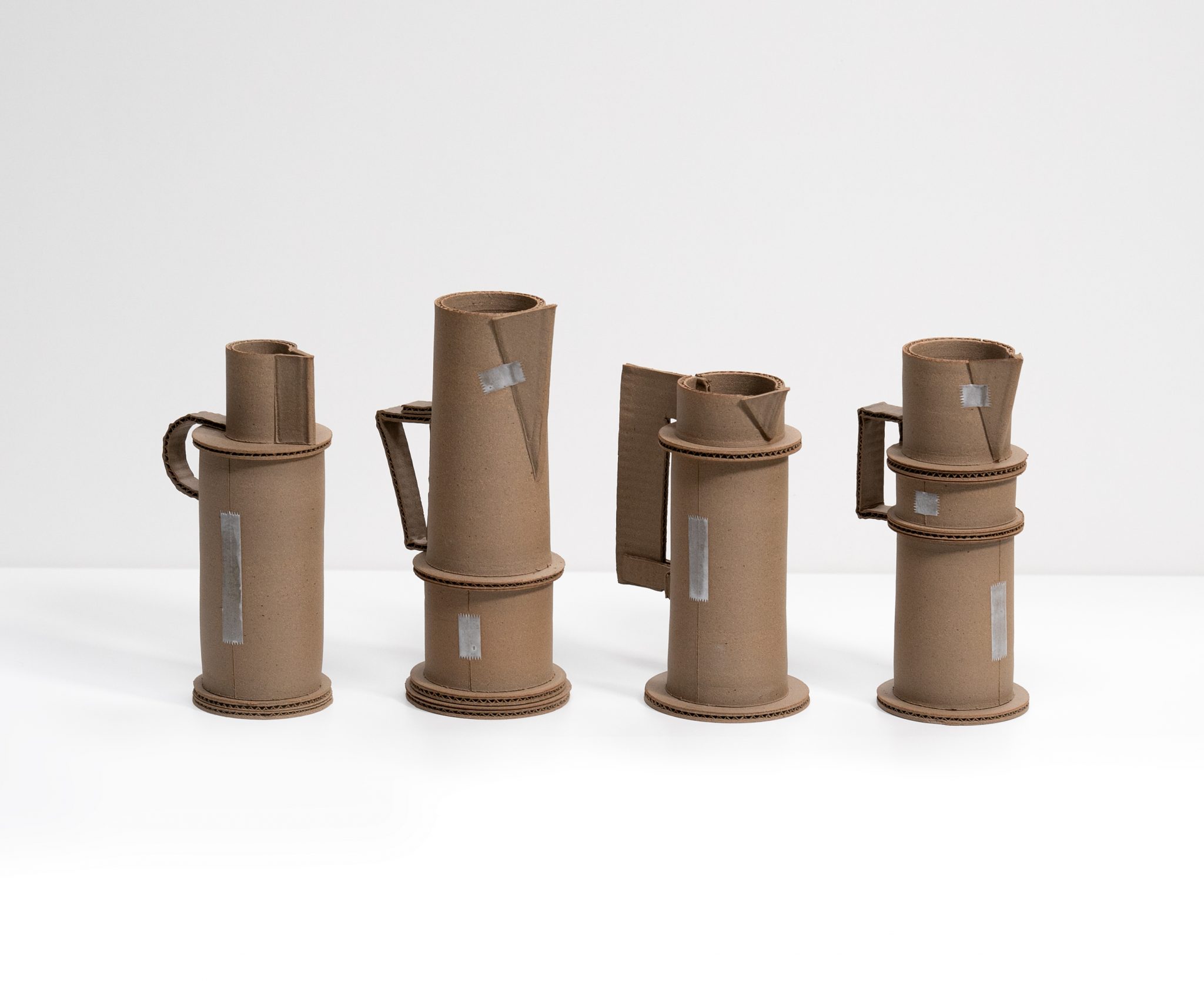 JACQUES MONNERAUD. À ANGLET, L’ARGILE FAIT CARTON - Maison et Jardins ...