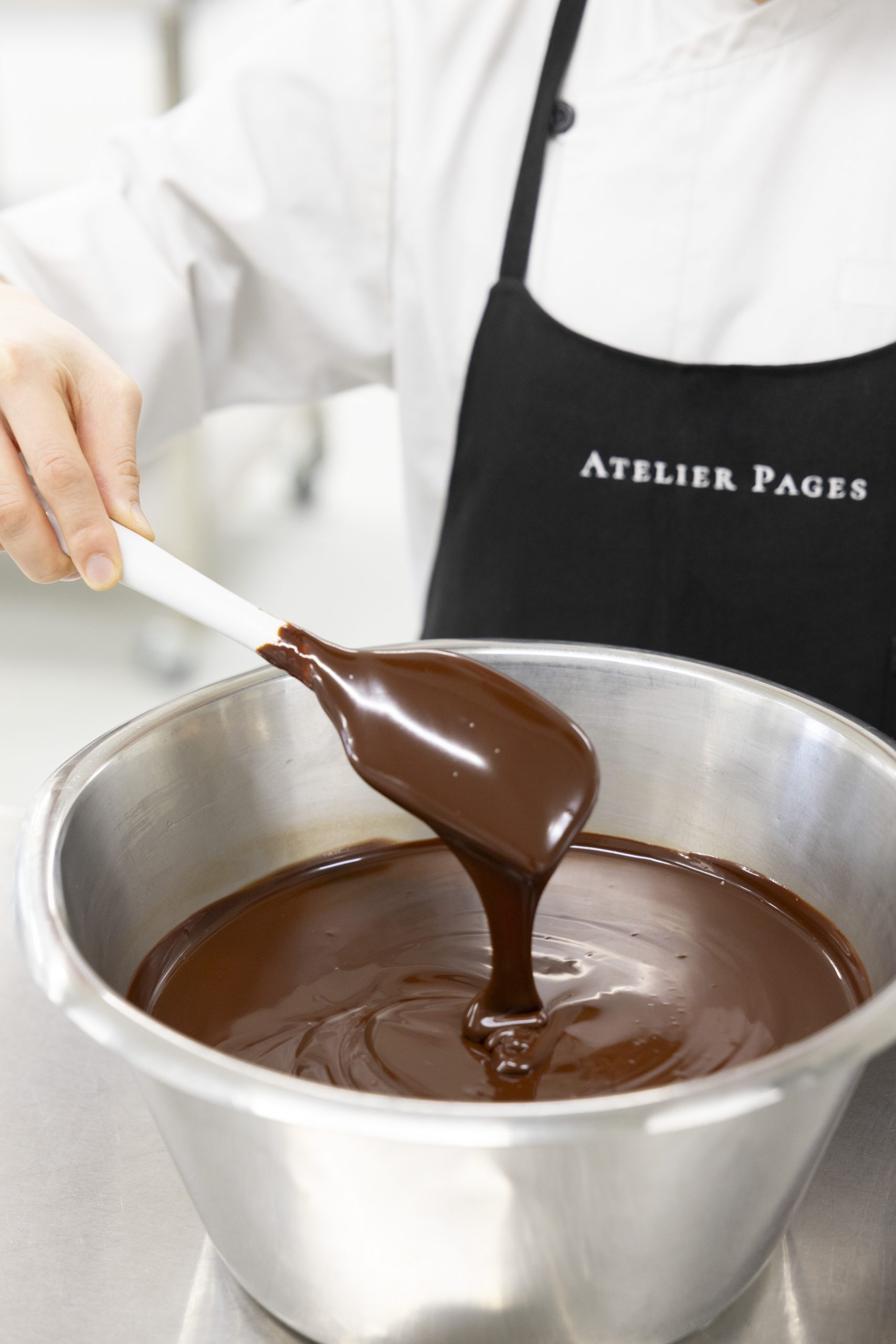 L’ATELIER PAGES, LA CHOCOLATERIE DU CHEF ETOILEE, RYUJI TESHIMA OUVRE À ...